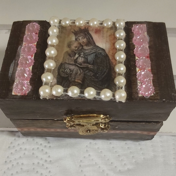 Accents | Religious Prayer Shrine Virgen Mary Altar Wood Prayer Box ...